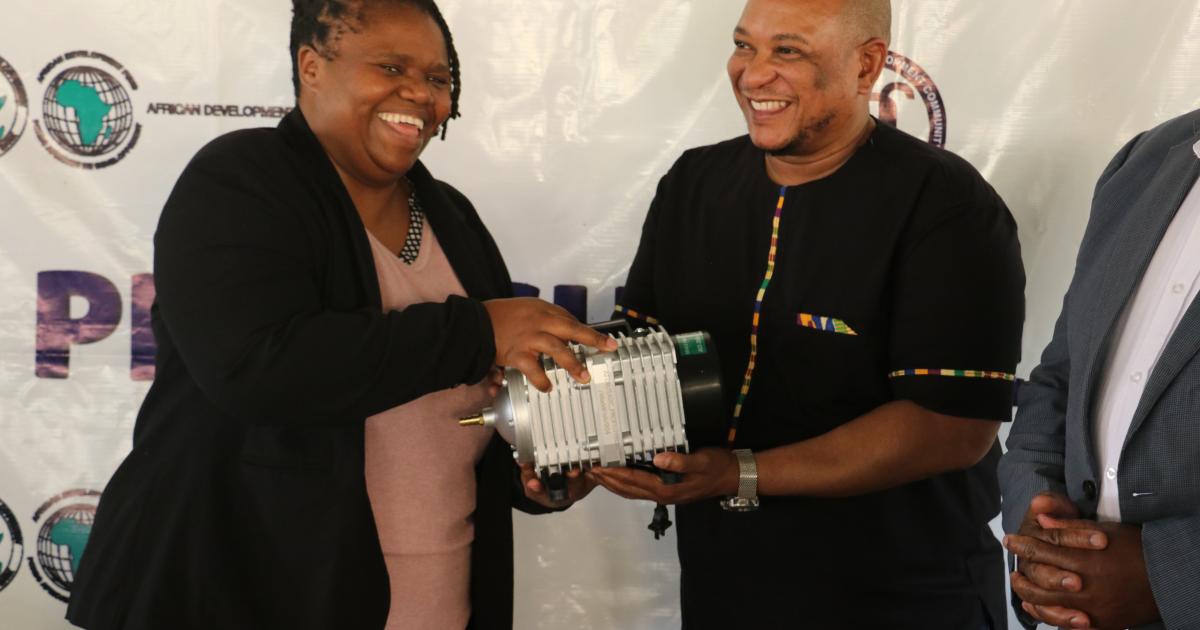 WorldFish Hands Over GIP Hatchery Equipment to Malawi and Zambia ...